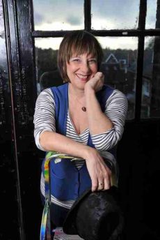 Deborah Crombie Books In Order - Complete List | Mystery Sequels